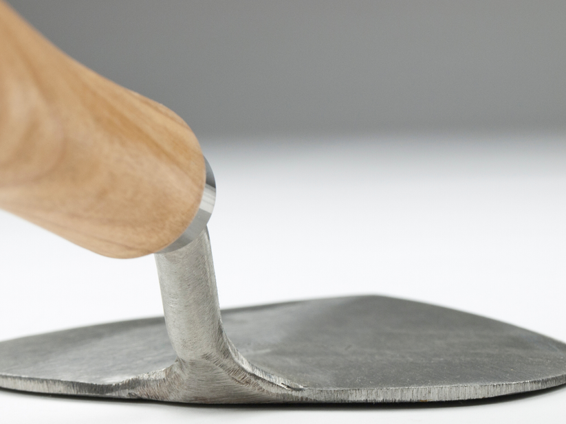 Sneeboer Planting Trowel - Old Dutch Style with Cherry handle – Tinker ...